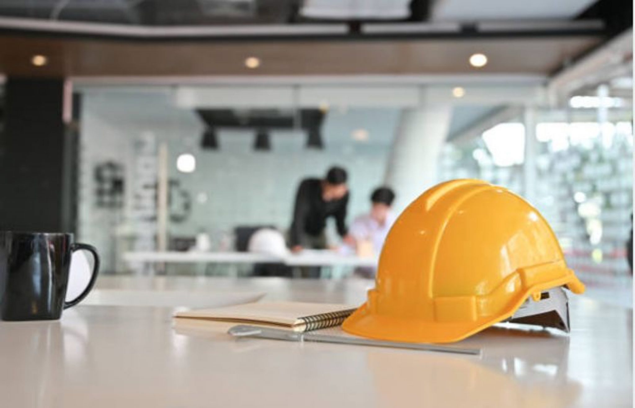 Aprende lo esencial sobre normas de seguridad laboral en España