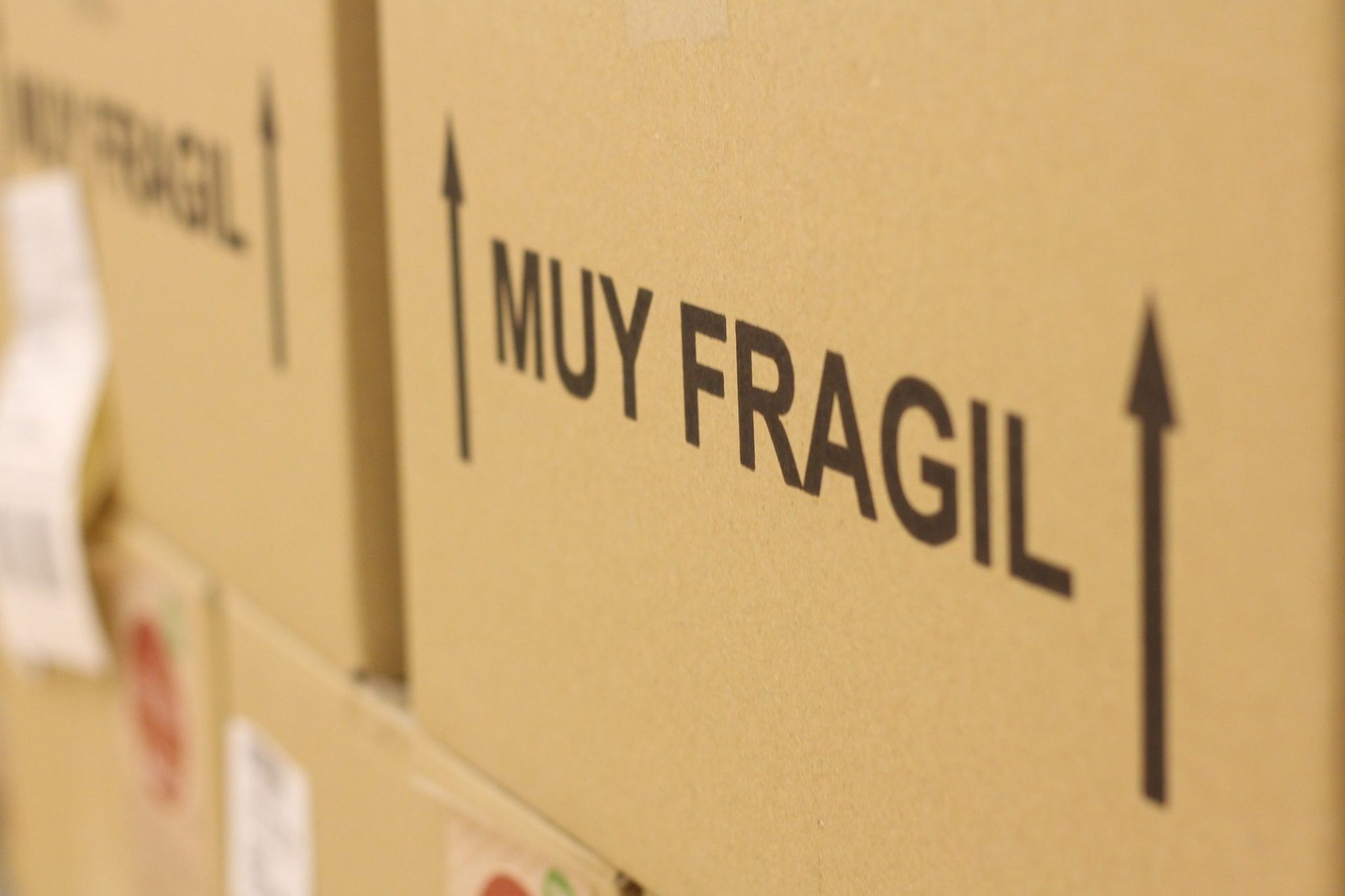 Transporte de carga frágil: todo lo que debes saber - Masterlogística